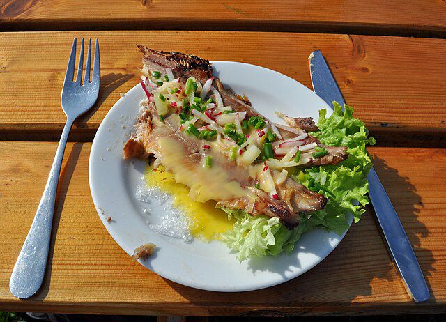 How to prepare 'Sol over Gudhjem' smørrebrød - All Things Nordic